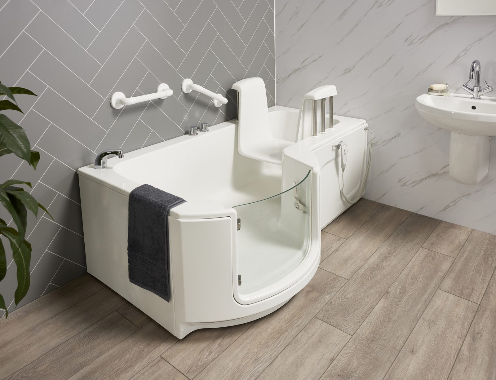 Walk-in Bath - Capitol Mobility